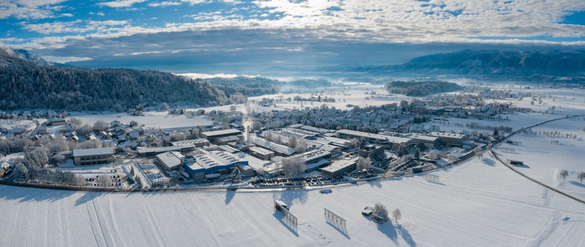 Elan začel z gradnjo sončne elektrarne - Zelena Slovenija