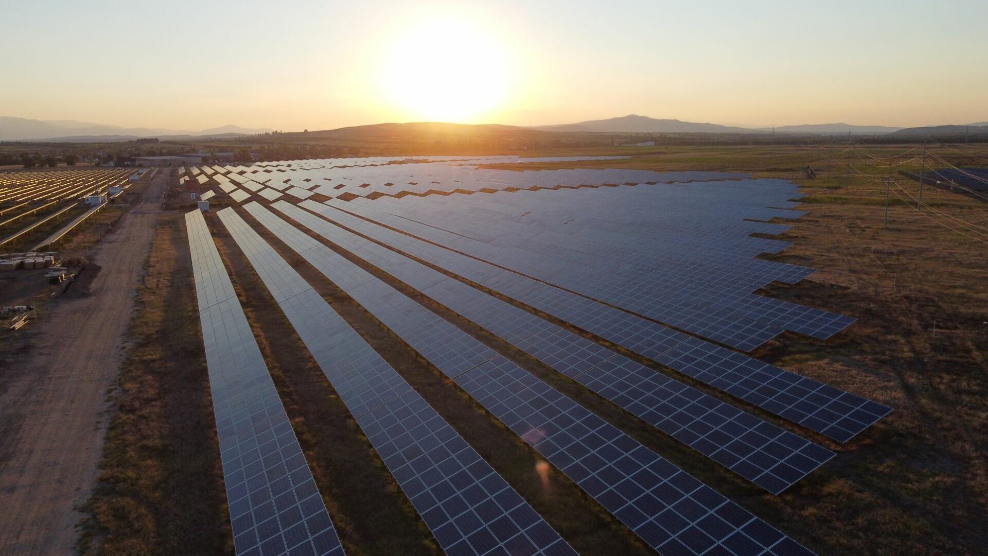 Največja sončna elektrarna GEN-I v Severni Makedoniji - Zelena Slovenija