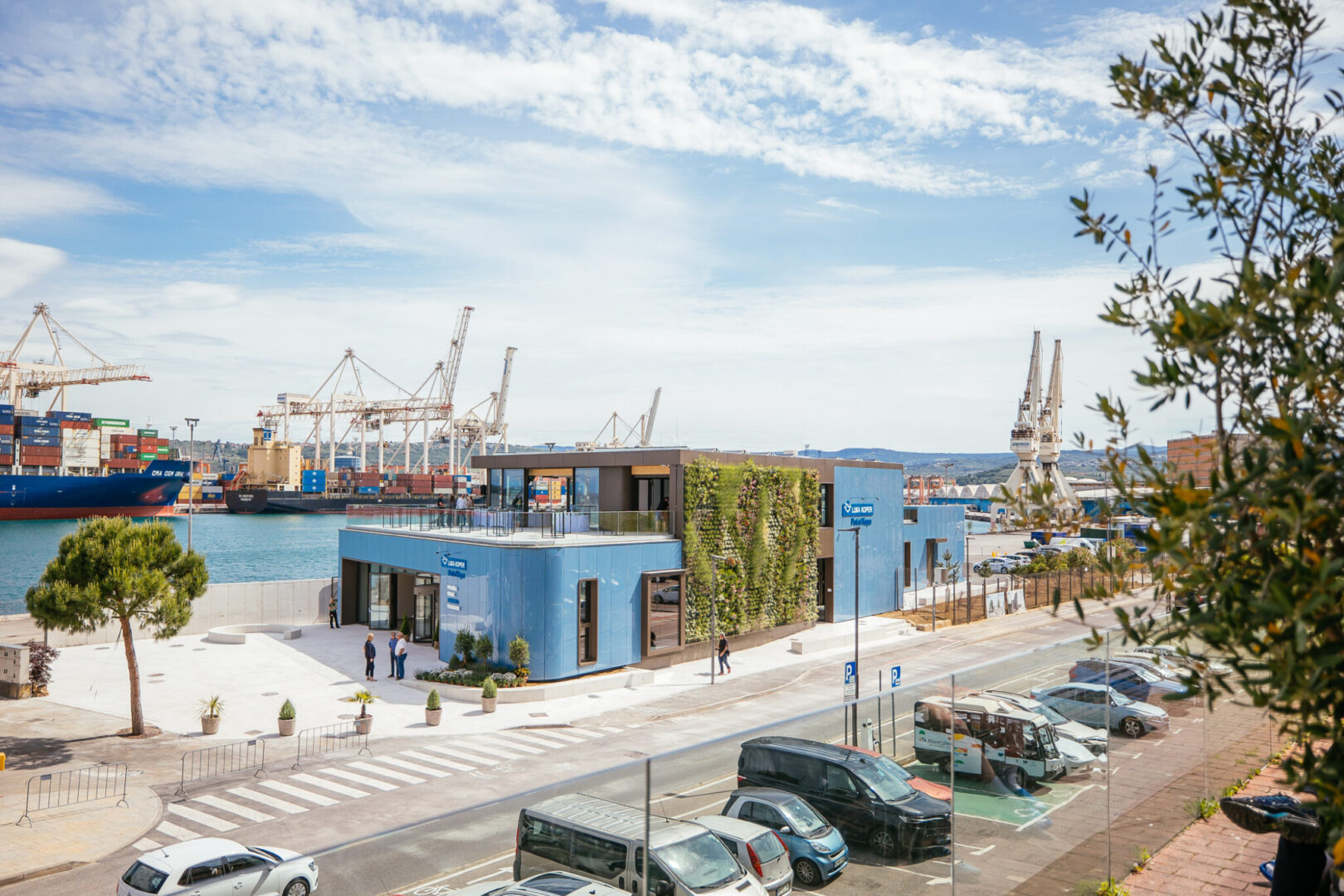 V Luki Koper odprli nov potniški terminal - Zelena Slovenija